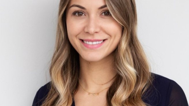 Young Leader in Pharmacy Laura Chirita: "... in pharmacy, you make a ...